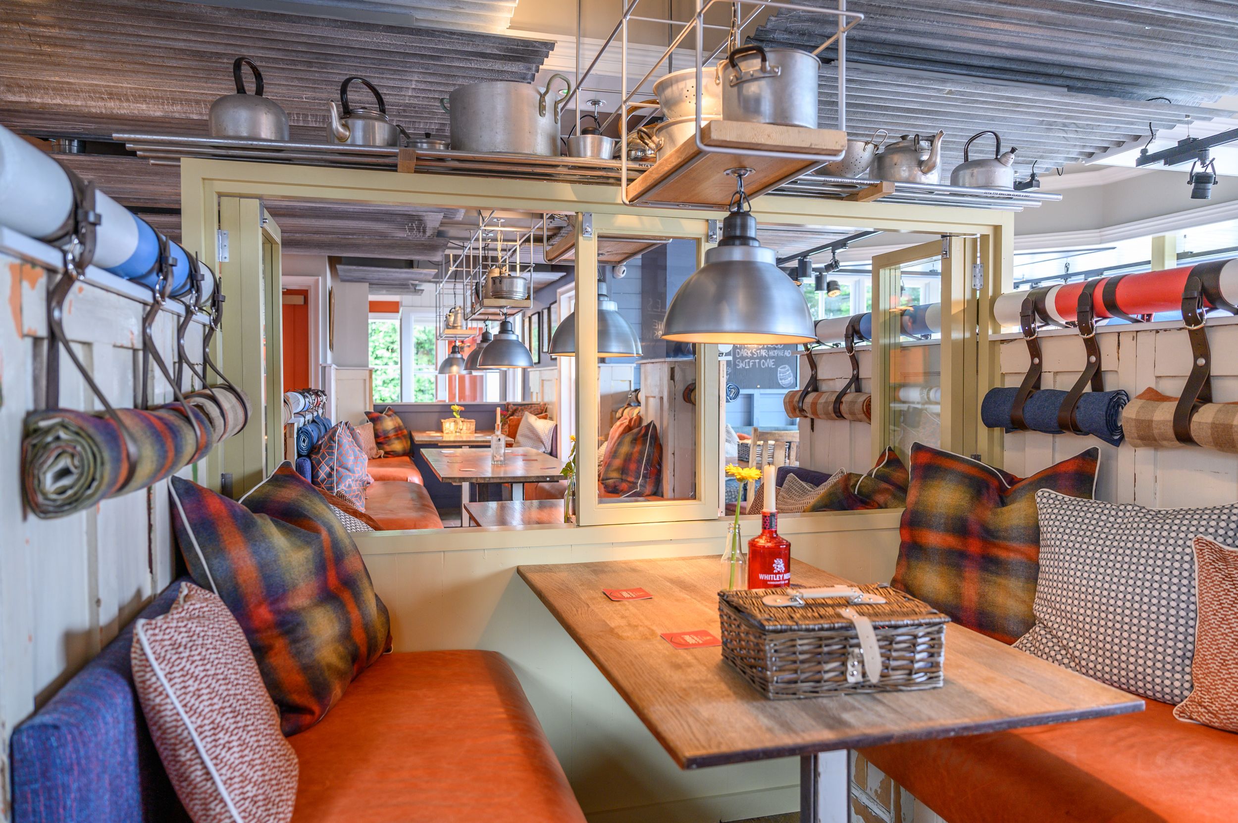 Running Horse Pub & Dining | The Running Horse